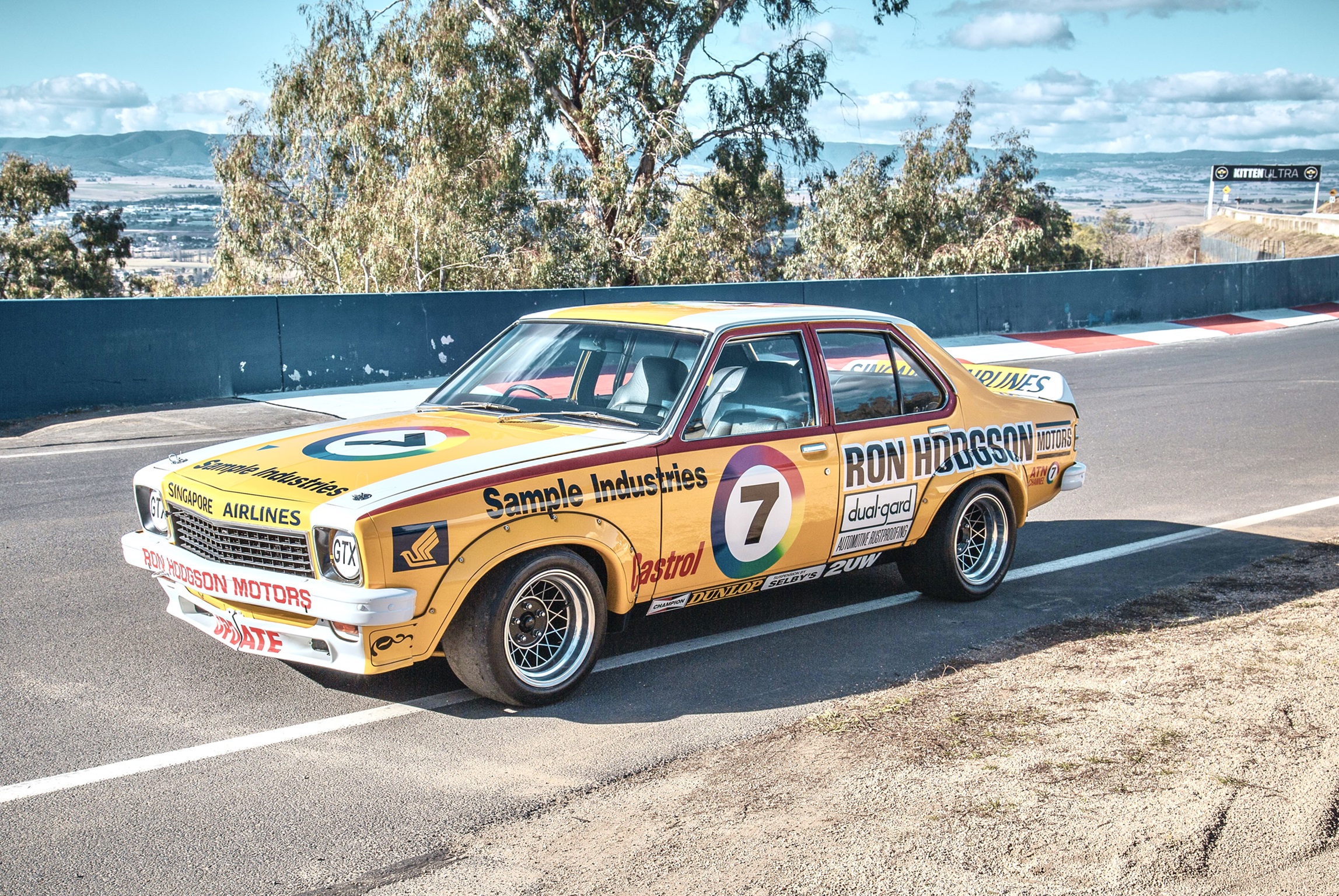 Bob Morris Torana at Repco Adelaide Motorsport Festival • Australian MUSCLE CAR Magazine