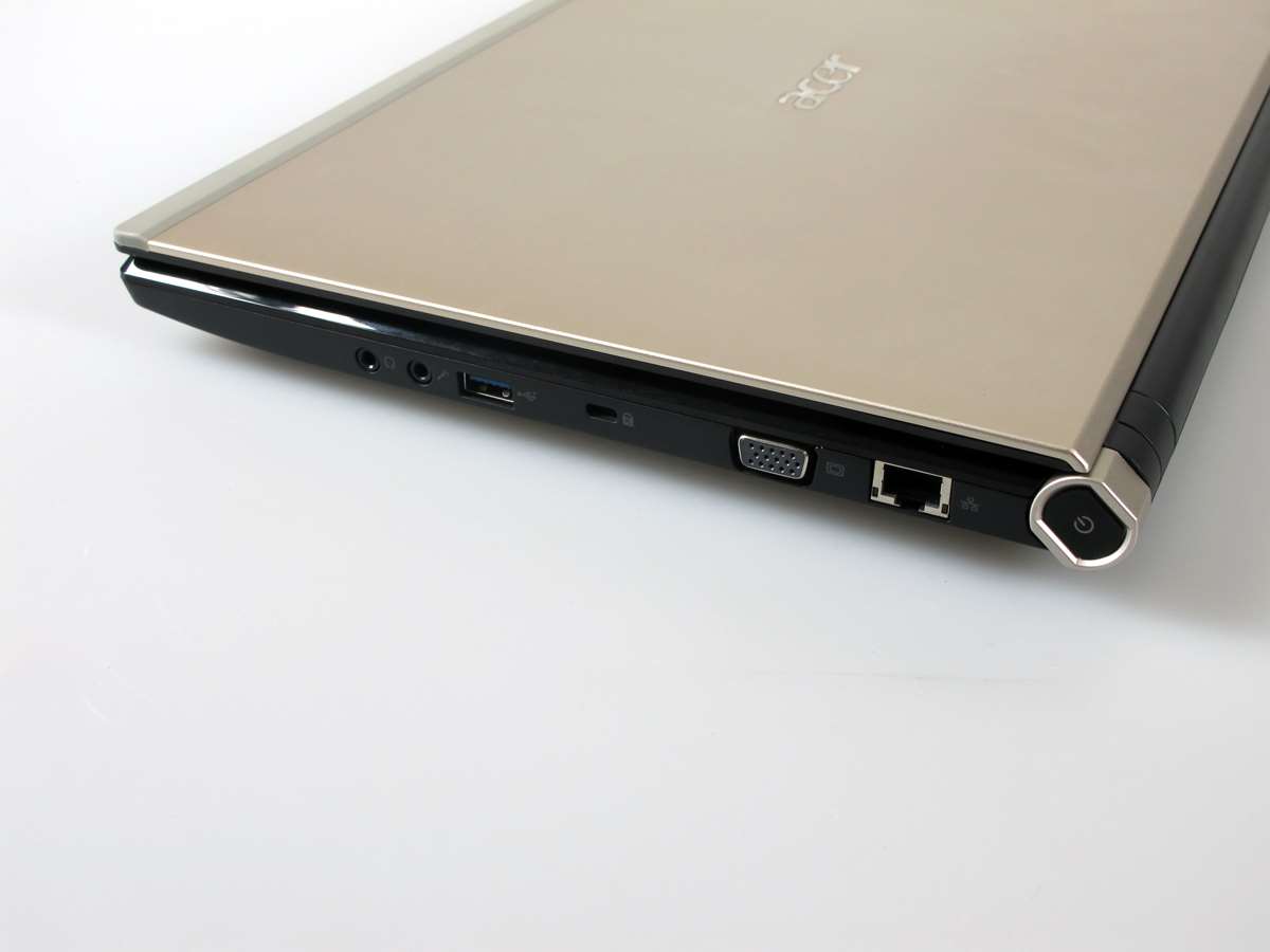 Photos: Inside Acer's Iconia dual screen laptop - iTnews