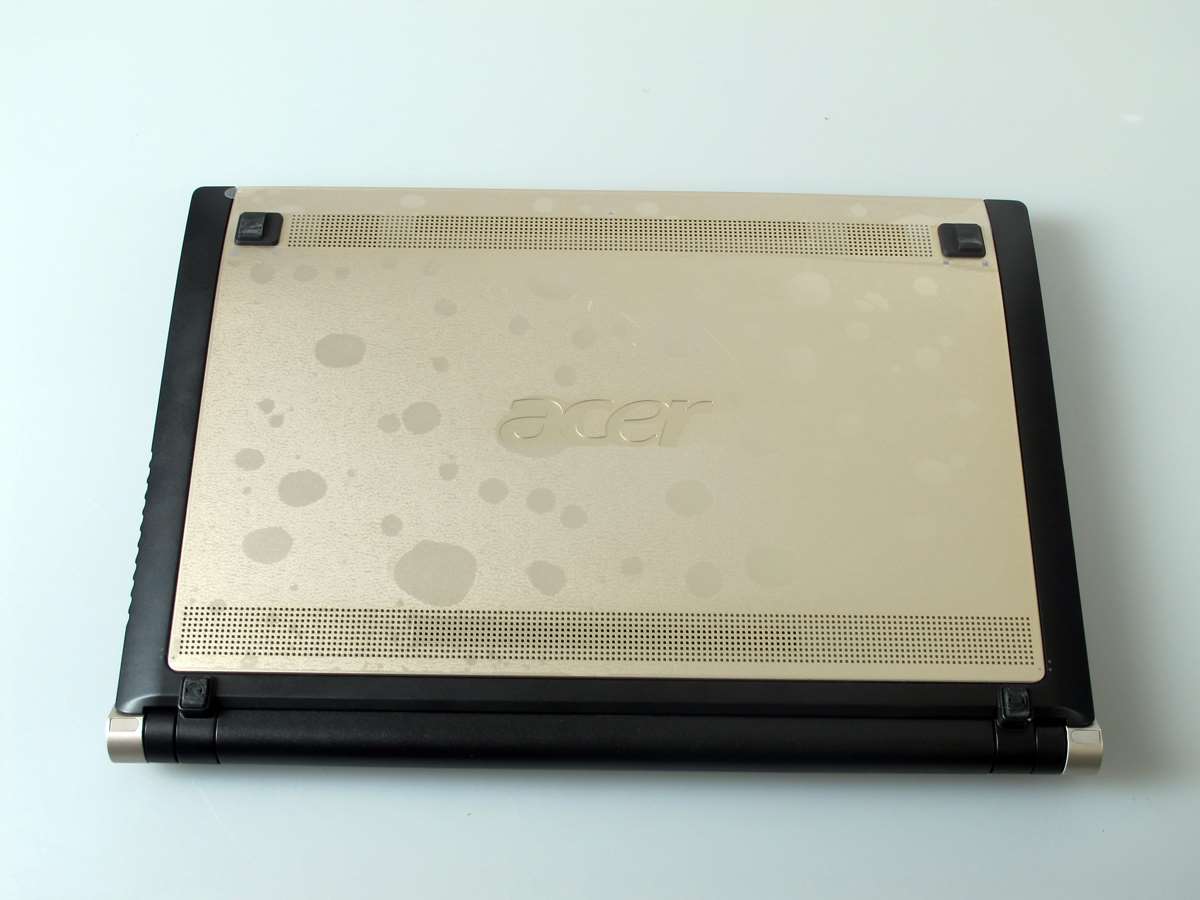 Photos: Inside Acer's Iconia dual screen laptop - iTnews
