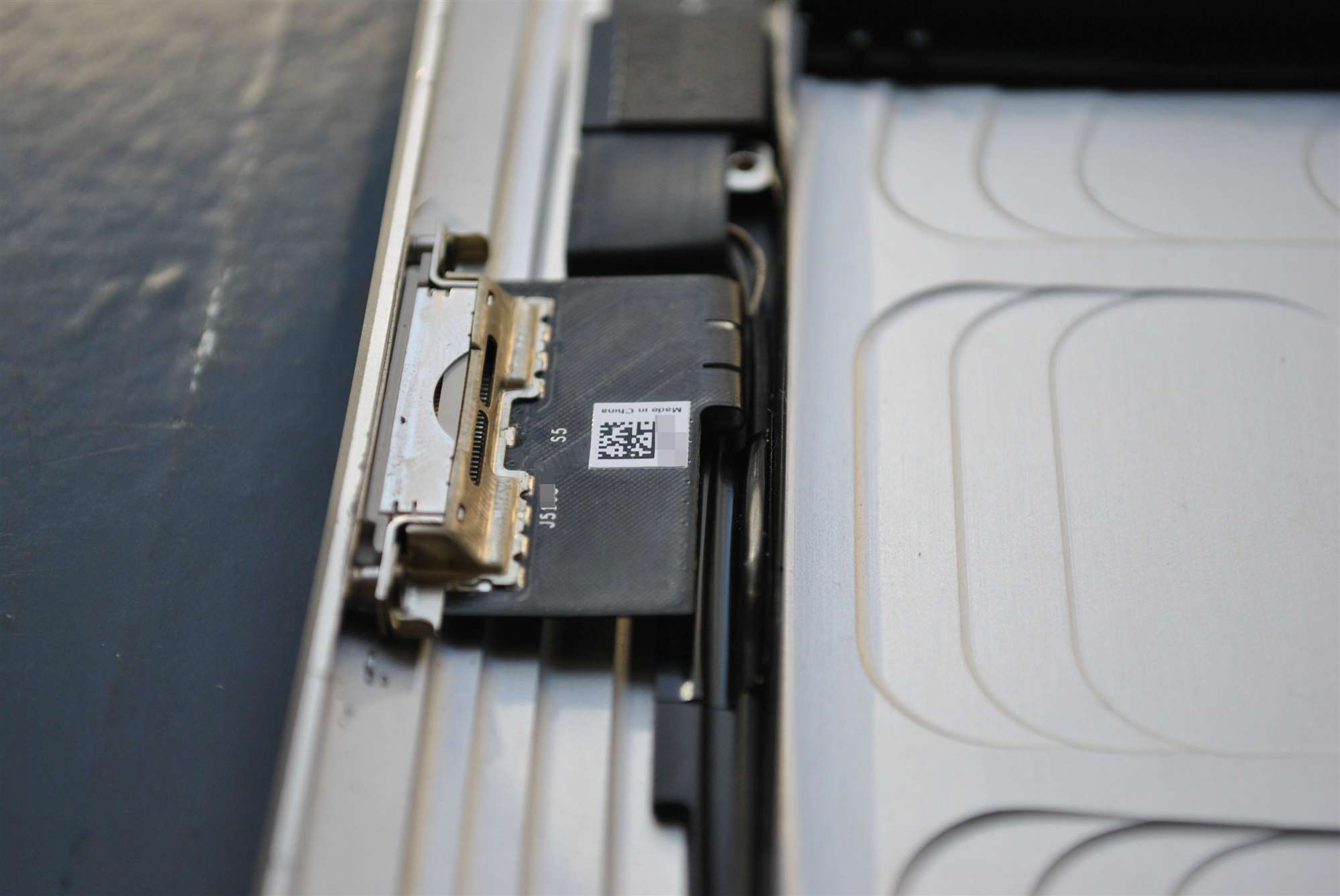 In pictures: the $10,000+ first-generation iPad - techpartner.news