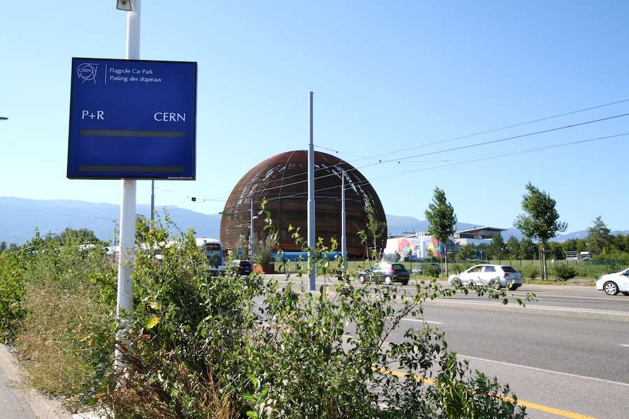 Photos: The data centre behind CERN's LHC - iTnews