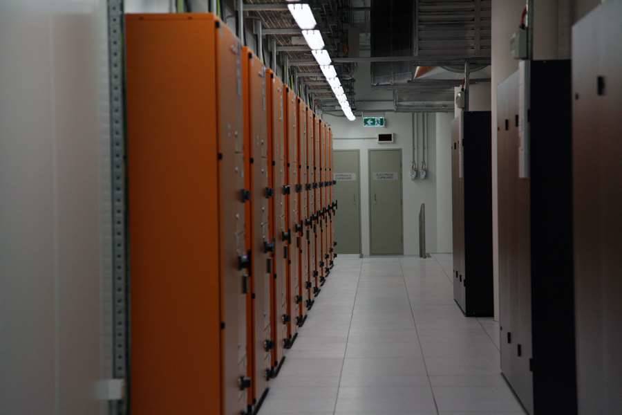 Photos: iseek's Sydney data centre - iTnews