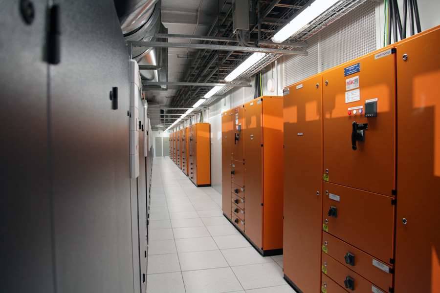 Photos: iseek's Sydney data centre - iTnews