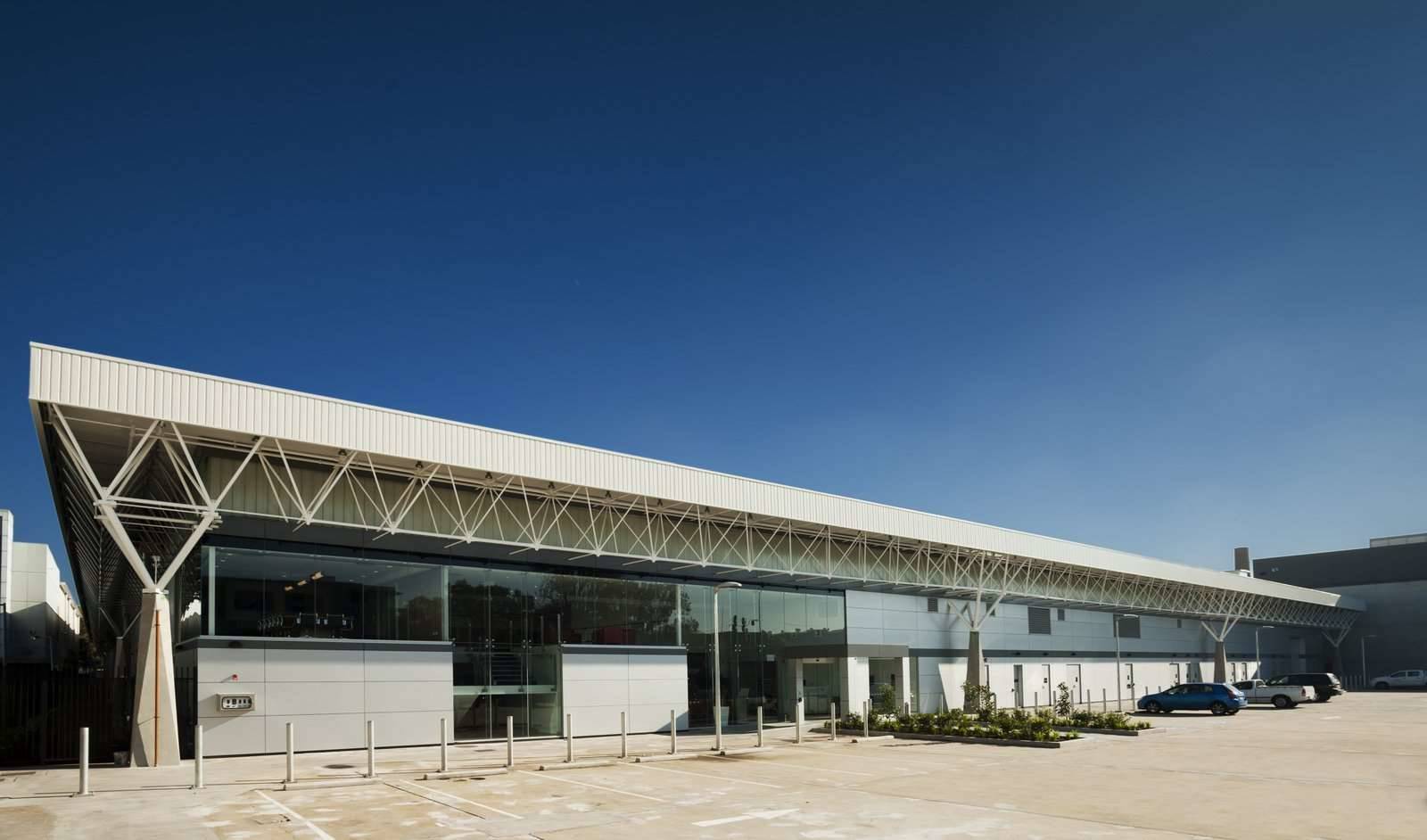 Photos: Equinix opens phase two of SY3 data centre - iTnews