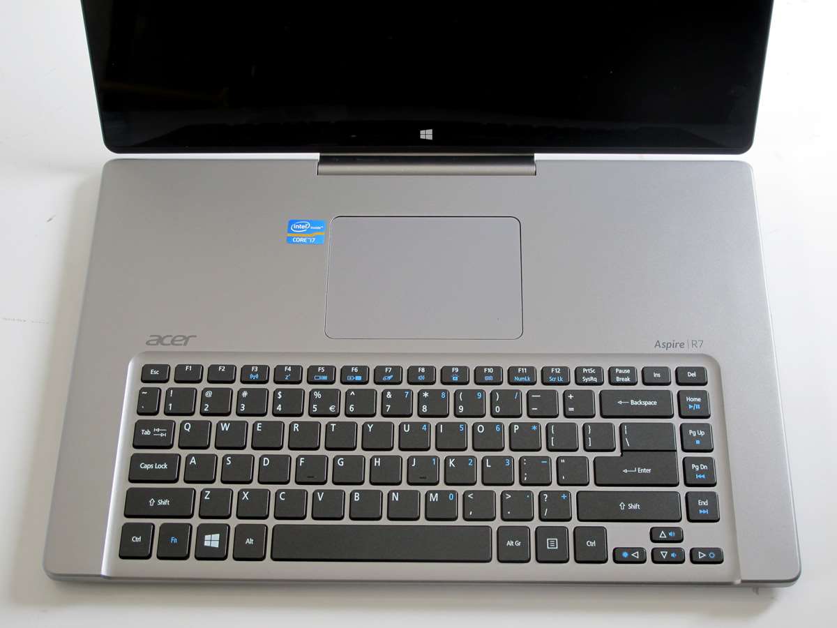 Photos: First look at Acer's R7 - iTnews