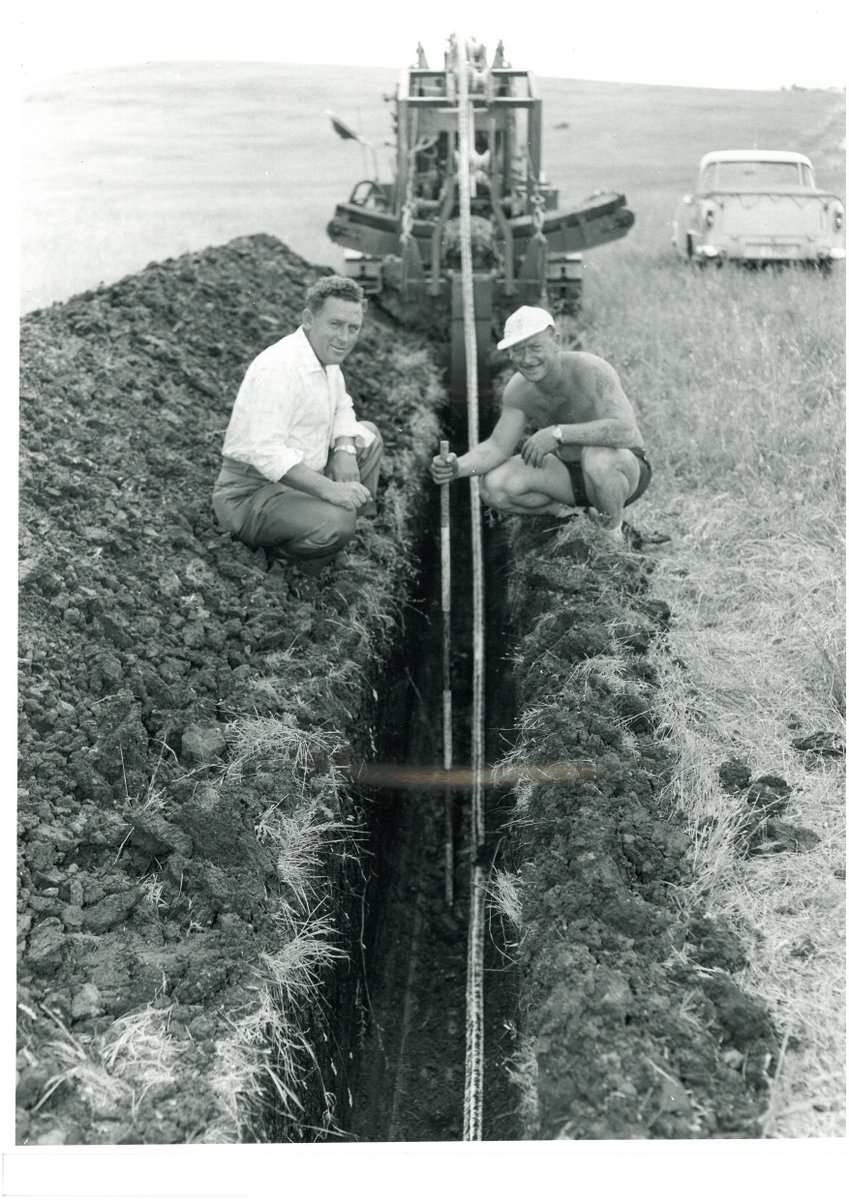 Photos: Telstra's coaxial cable layers reunite - iTnews