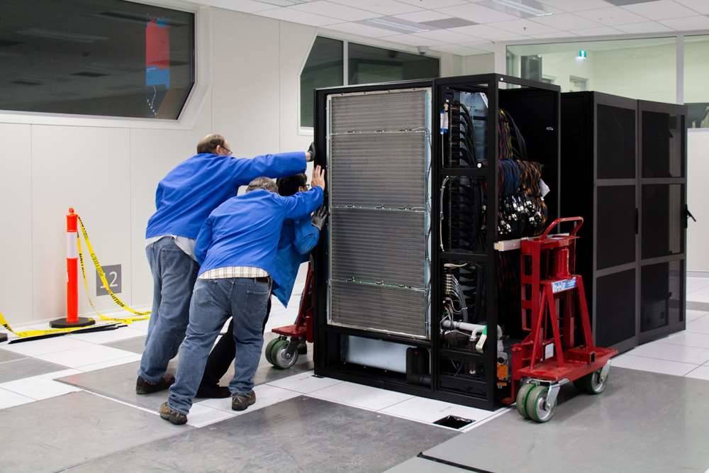 Photos: Unboxing the Magnus supercomputer - iTnews