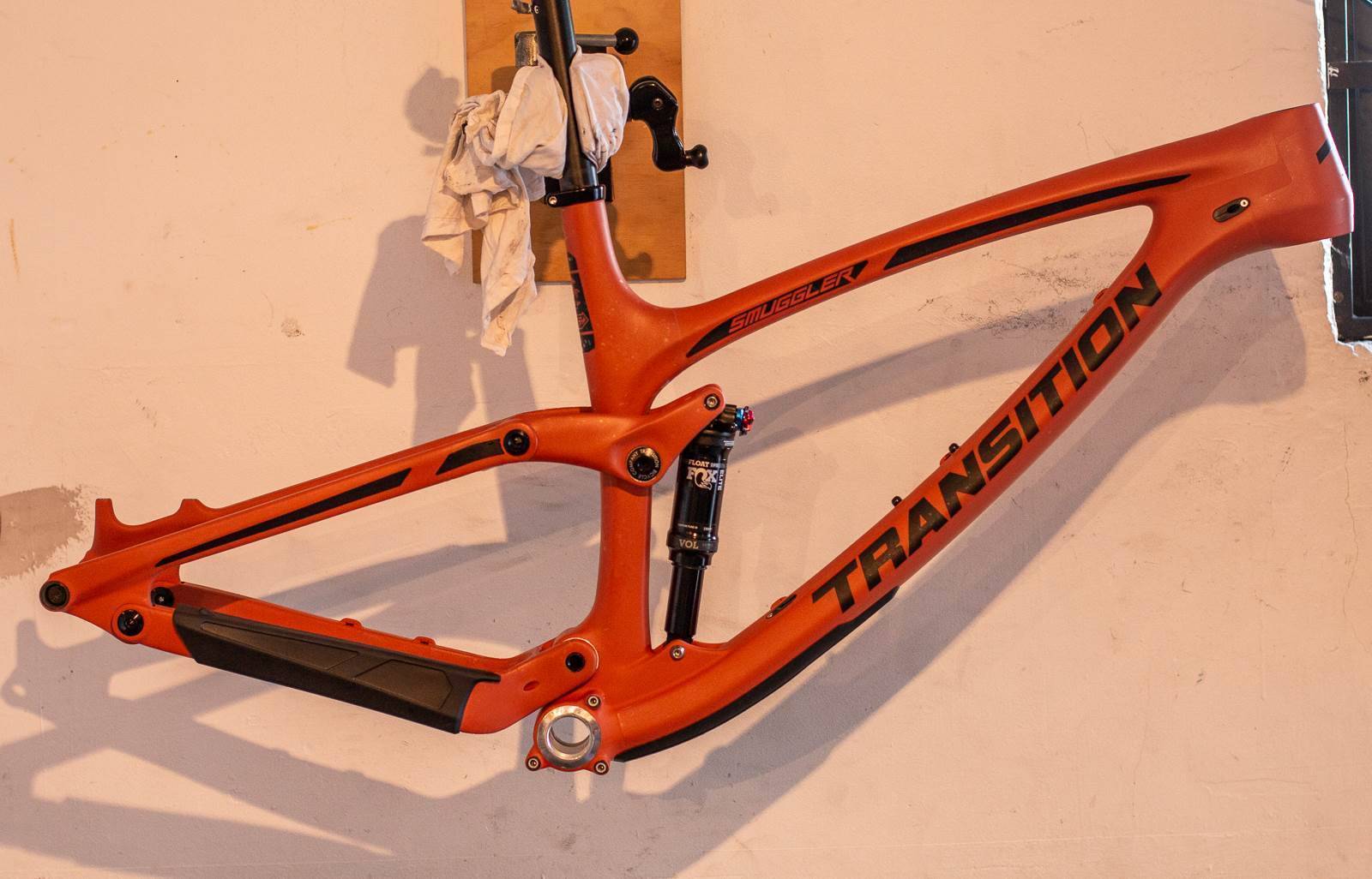 How to fit Frameskin frame protection - Australian Mountain Bike | The ...