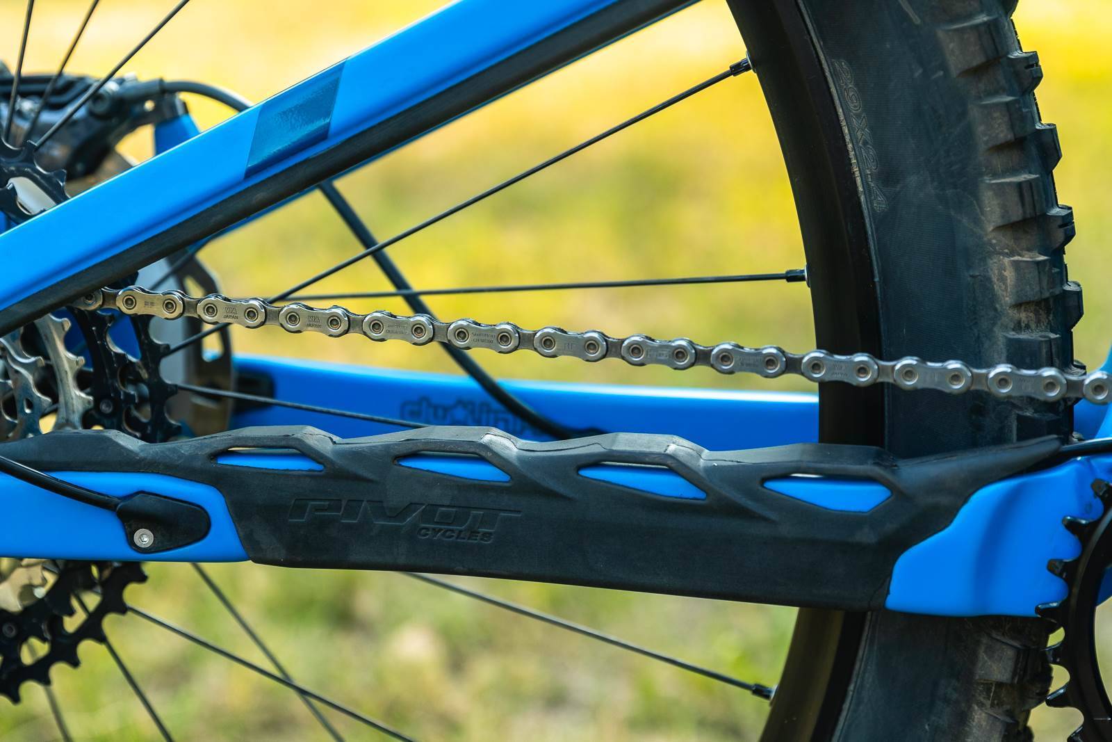 First rides on the all-new Pivot Switchblade - Australian Mountain Bike ...