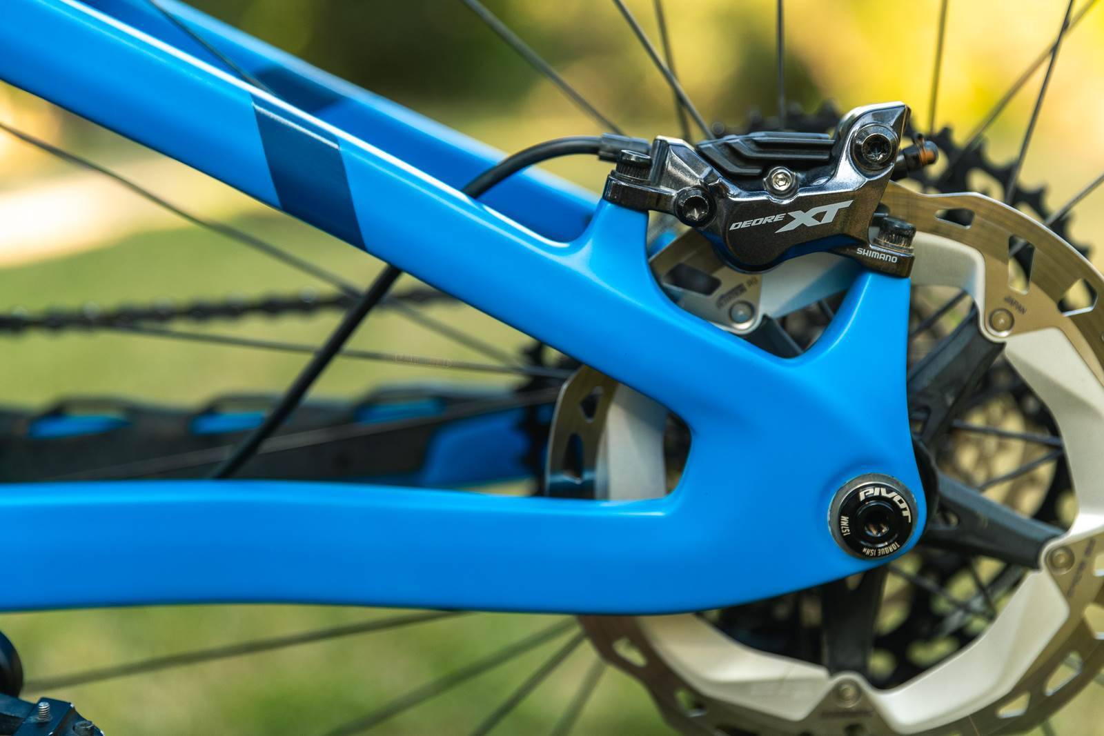 First rides on the all-new Pivot Switchblade - Australian Mountain Bike ...