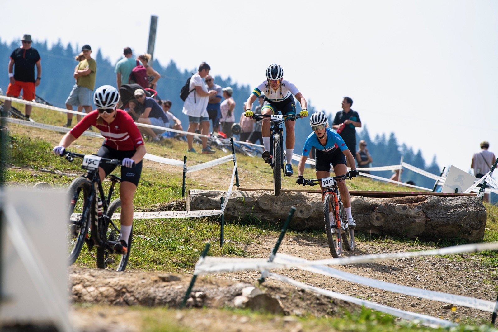 Australians come 14th at MTB Team Relay | AMBmag.com.au