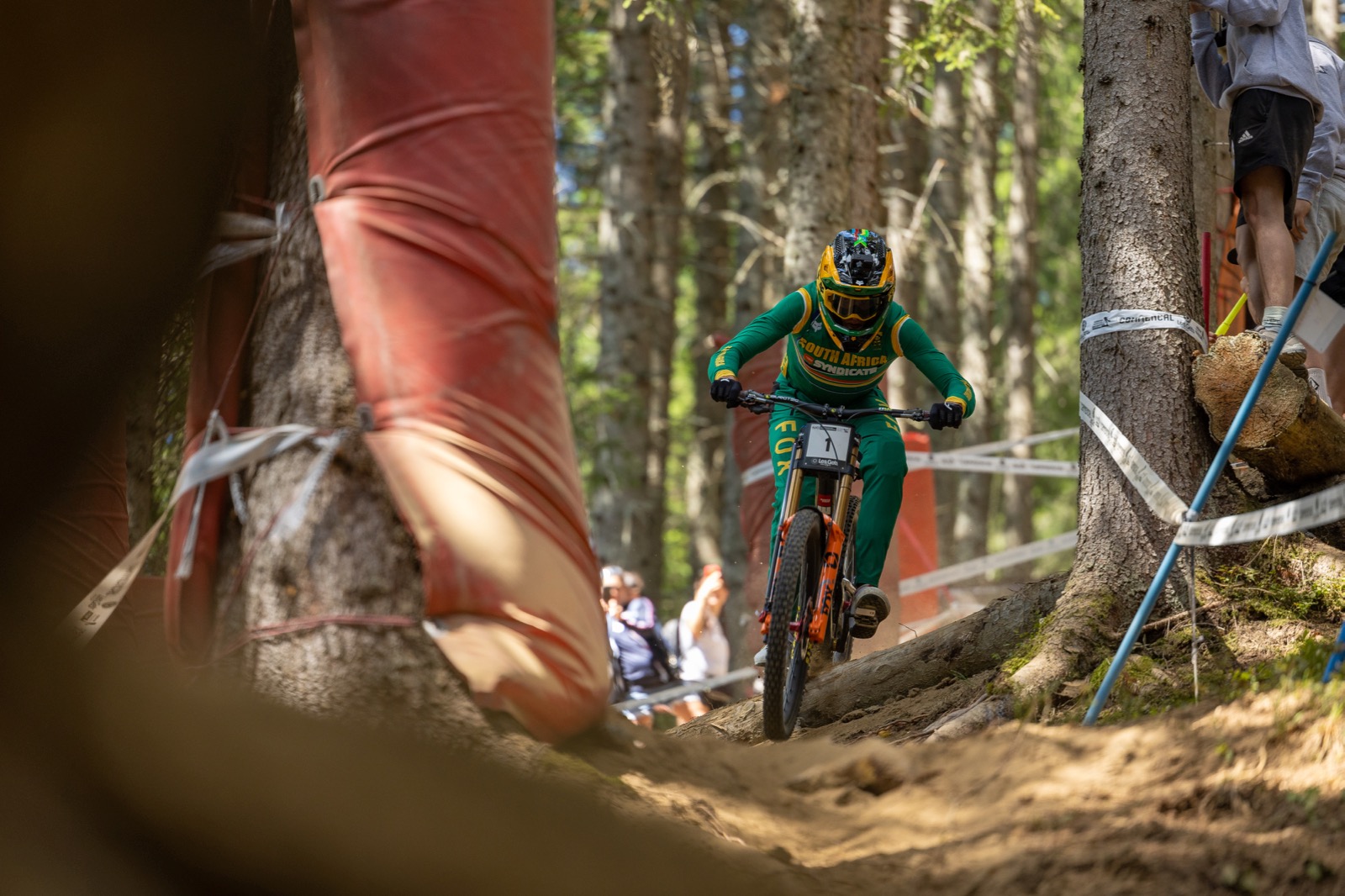 Australians qualify for DH World Champs final | AMBmag.com.au