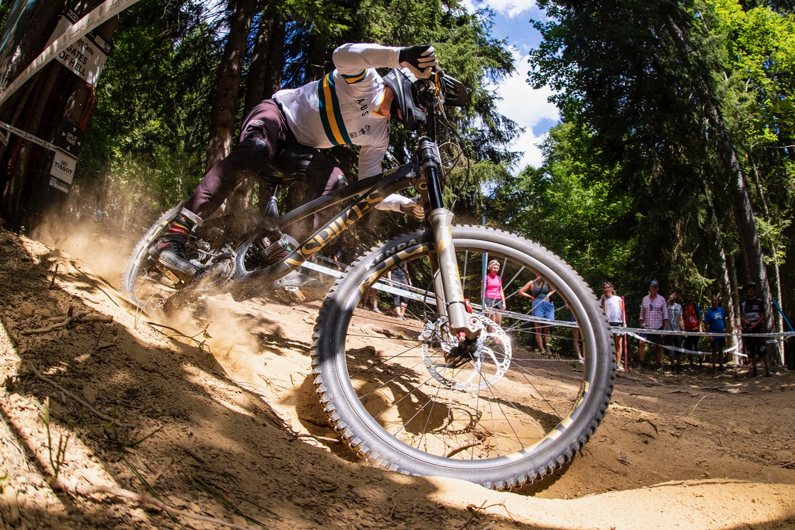 Australians qualify for DH World Champs final | AMBmag.com.au