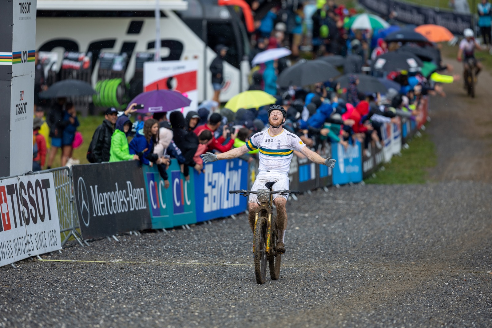 Josh Carlson beats Peter Sagan at e-bike Worlds | AMBmag.com.au