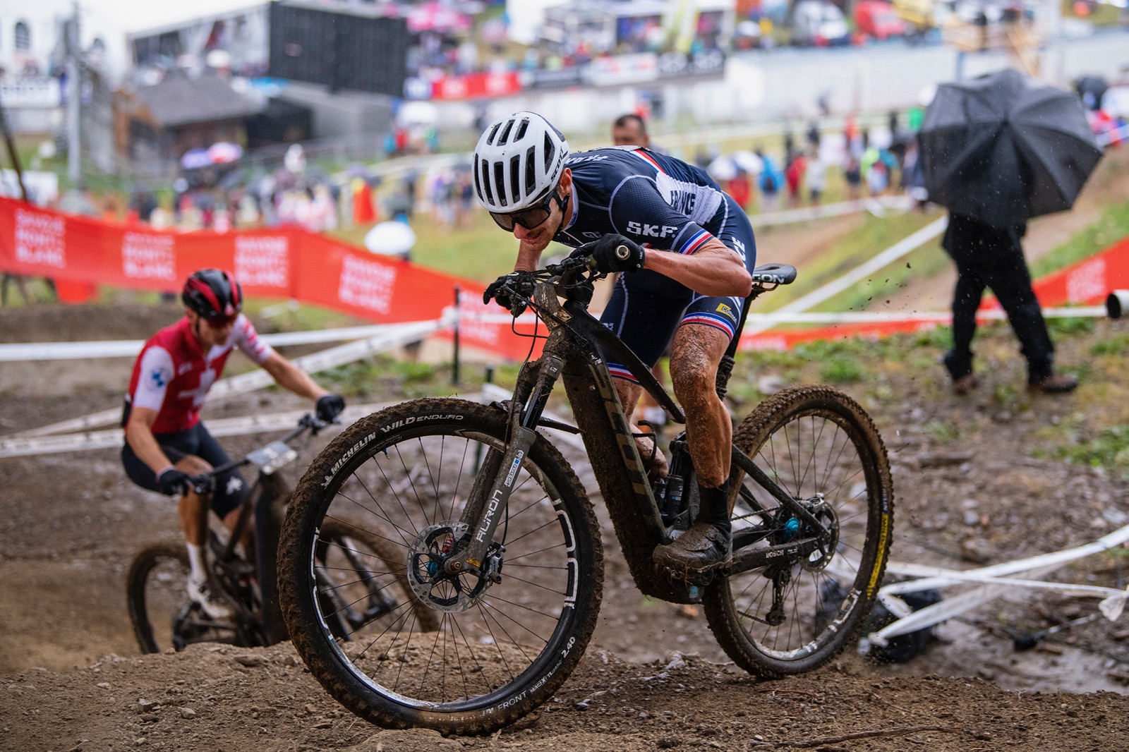Josh Carlson beats Peter Sagan at e-bike Worlds | AMBmag.com.au