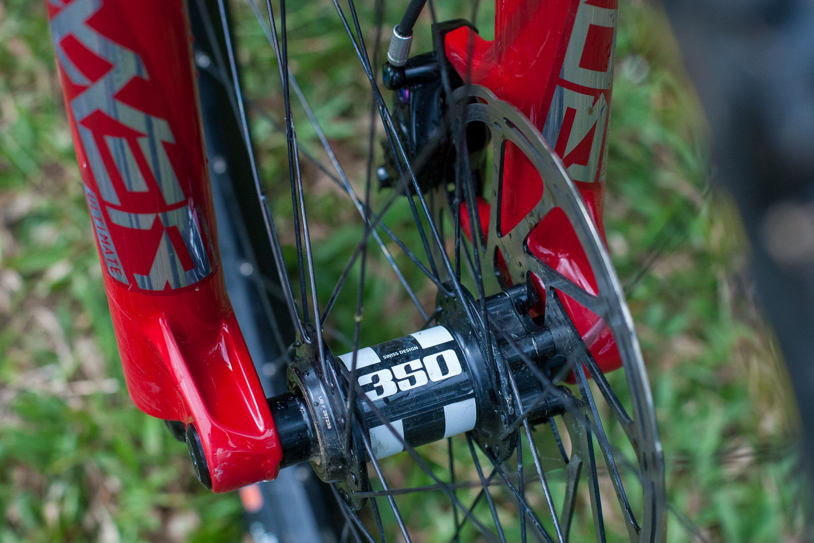 BIKE CHECK: Ellie Smith's Norco Range DH bike | AMBmag.com.au