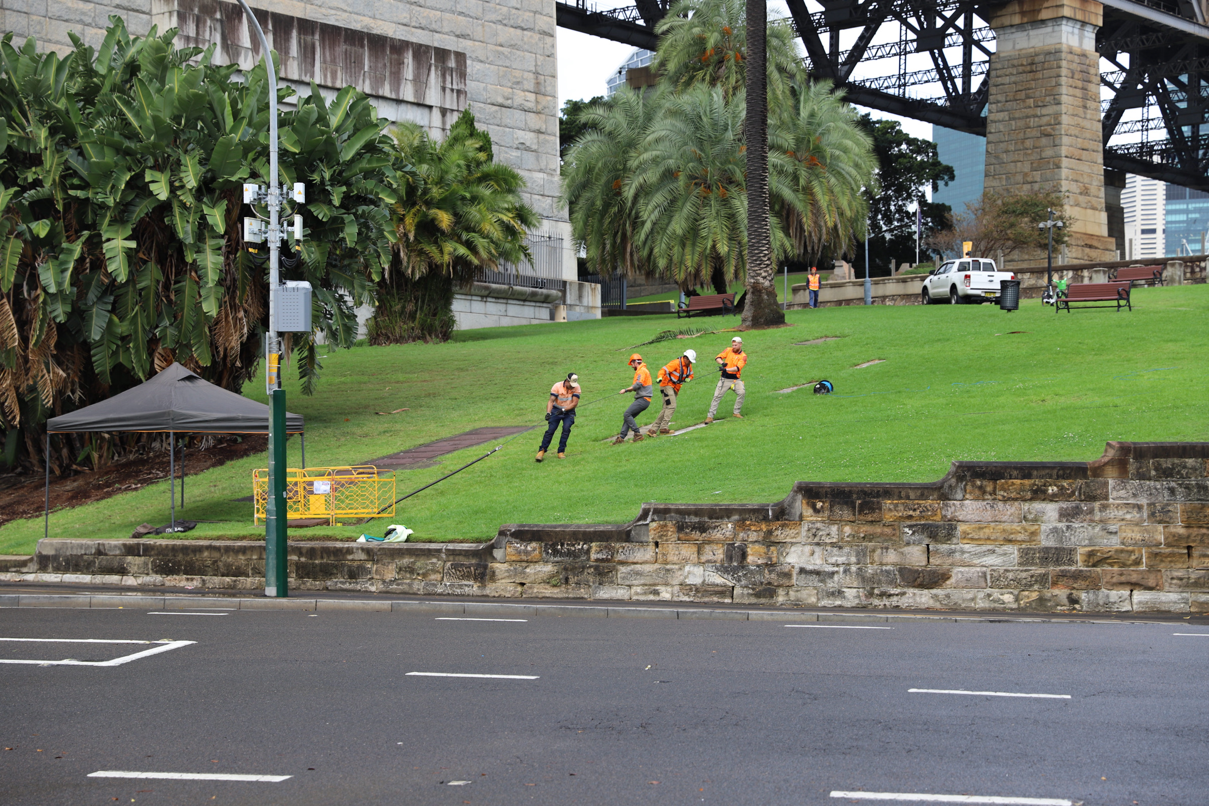 In pictures: TPG Telecom lays submarine cable across Sydney Harbour ...