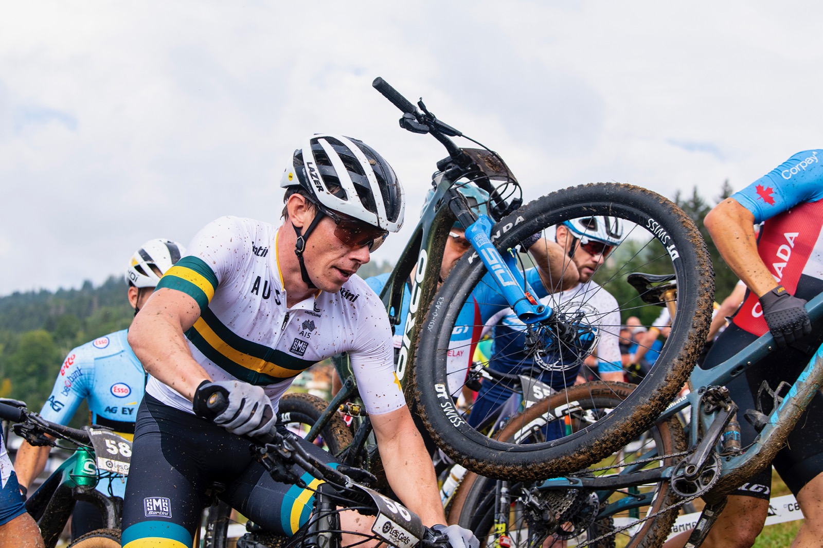 All the action at Short Track World Champs! | AMBmag.com.au