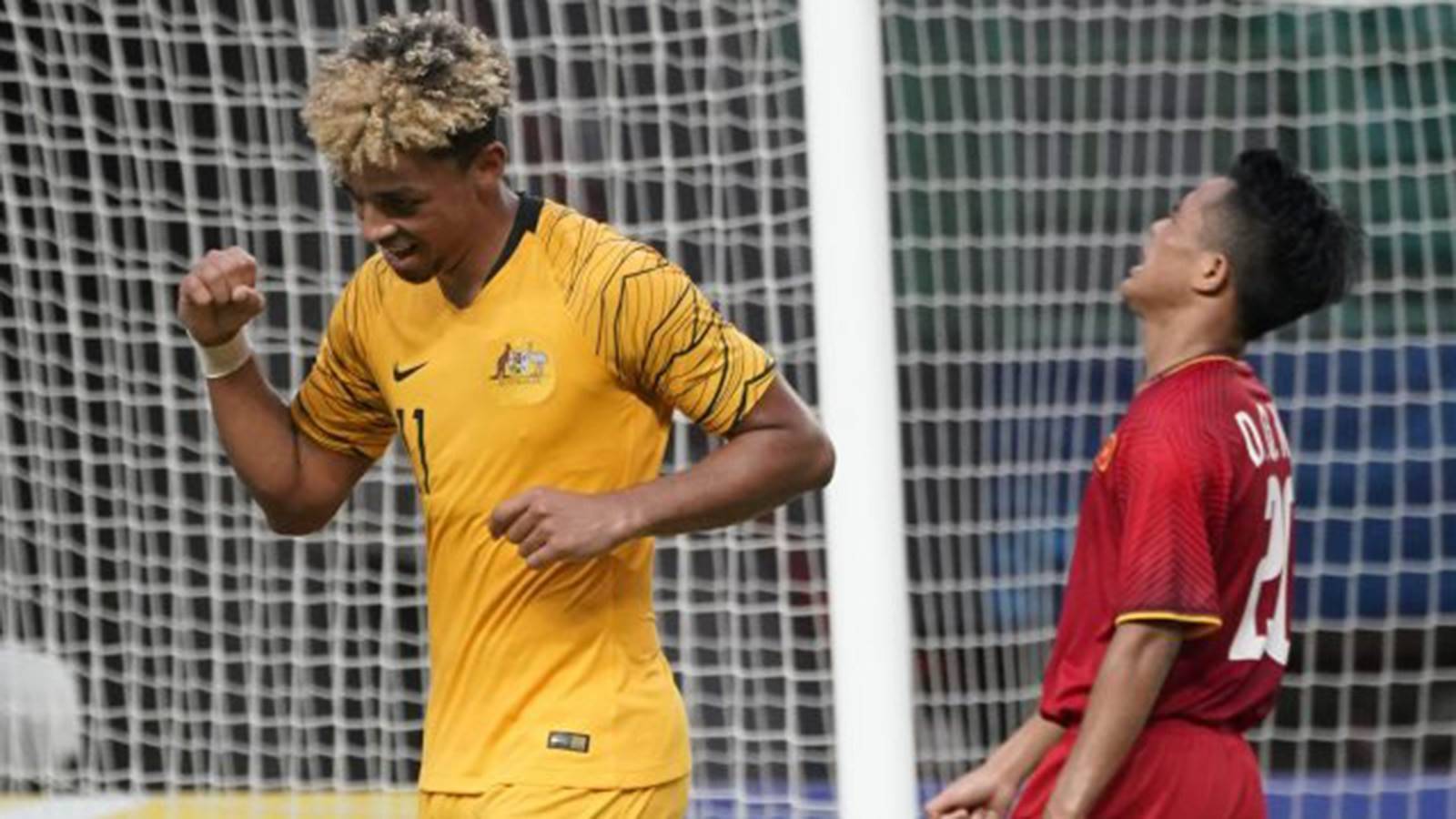 Aussie striker Folami fires Ipswich top - FTBL | The home of football ...