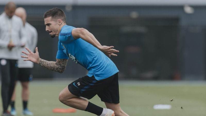 Maclaren to critics: 'You try living away from home!' - FTBL | The home ...