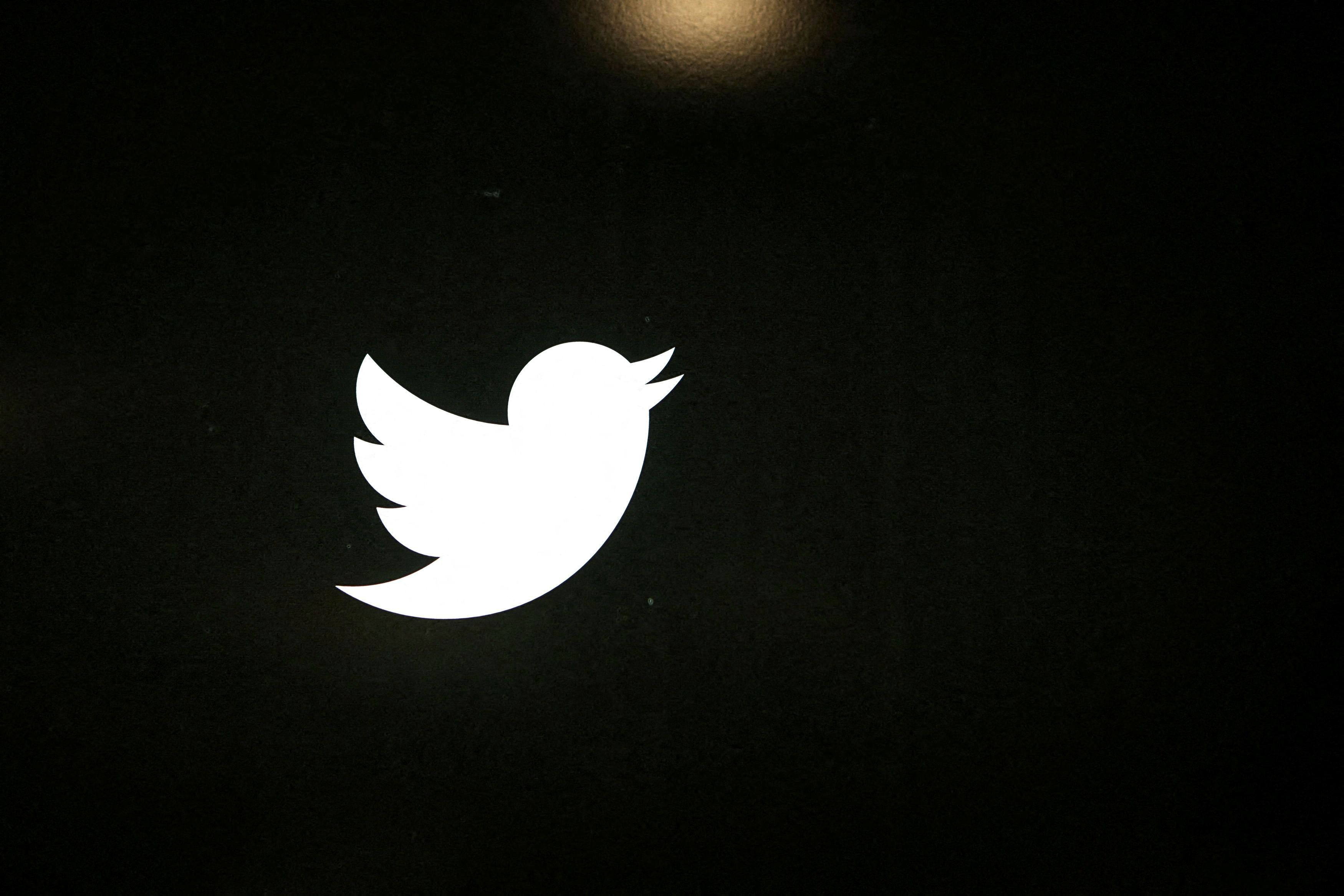 Twitter begins testing 'Shops' feature - Digital Transformation ...