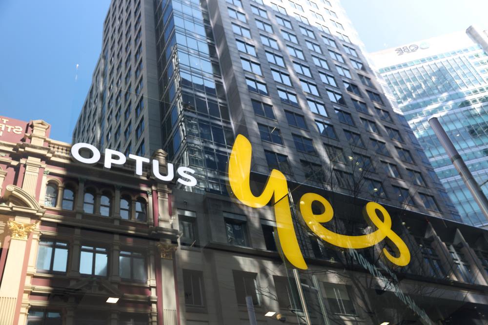 Singtel says Optus CEO needs time to fix issues - iTnews