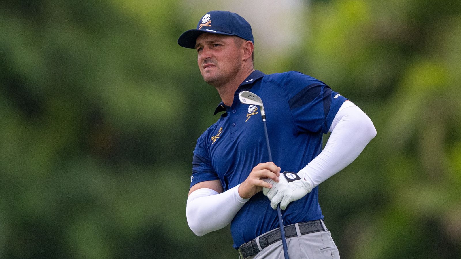 DeChambeau leads LIV Singapore as Aussie lurks - News - Golf Australia ...