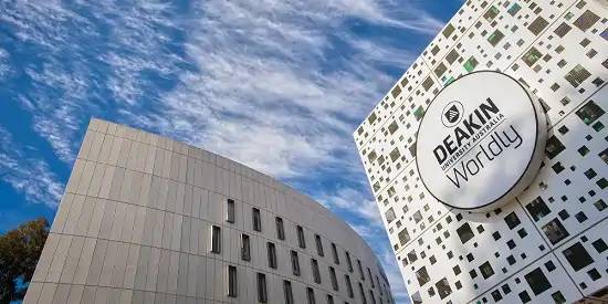 Deakin Uni moves Cloud Campus system off-prem - iTnews