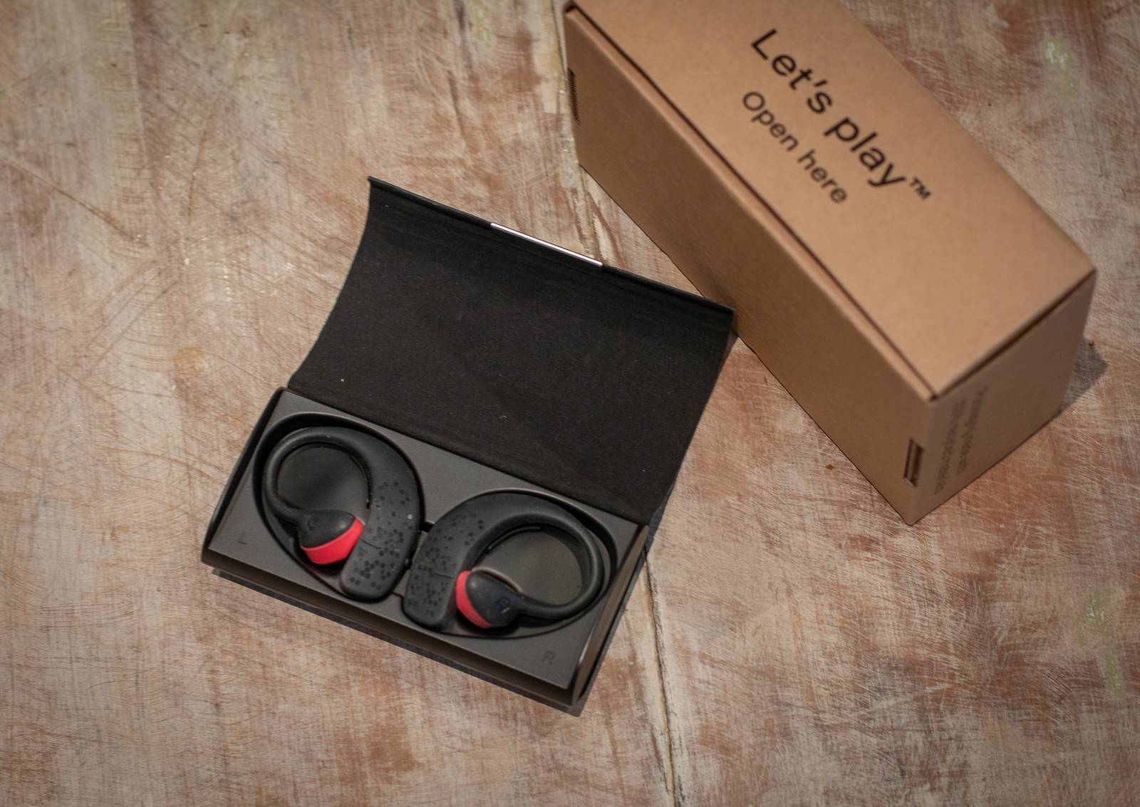 FIRST LOOK: Earshots Bluetooth Headphones - More Sport - Australian ...