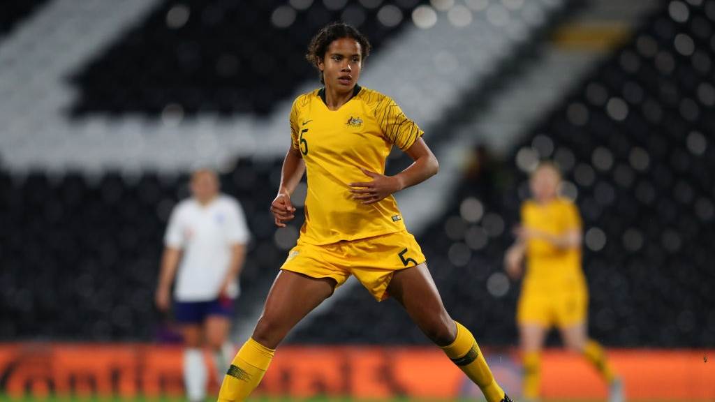 French giants sign Fowler: 'It's up to her to show her qualities ...