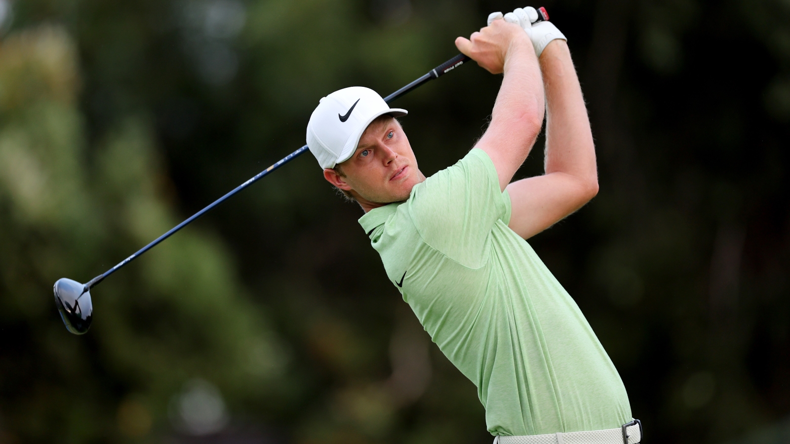 Davis flies to Sony Open lead with 62 - Golf Australia Magazine