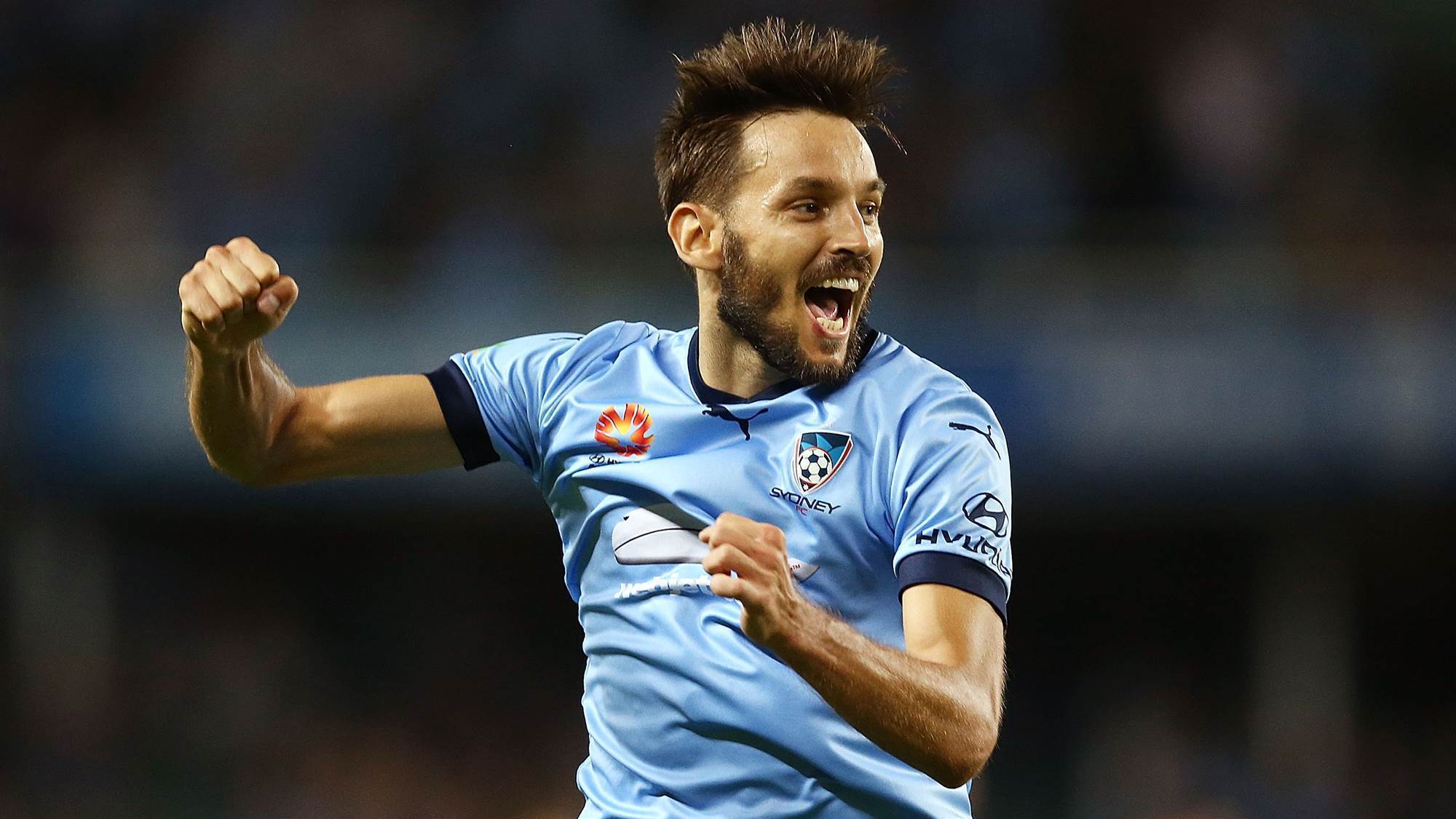 Ninkovic wins Alex Tobin Medal - FTBL | The home of football in Australia