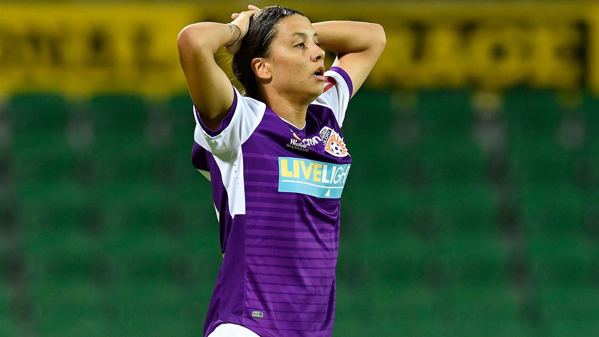 Kerr keeping her options open - FTBL | The home of football in ...