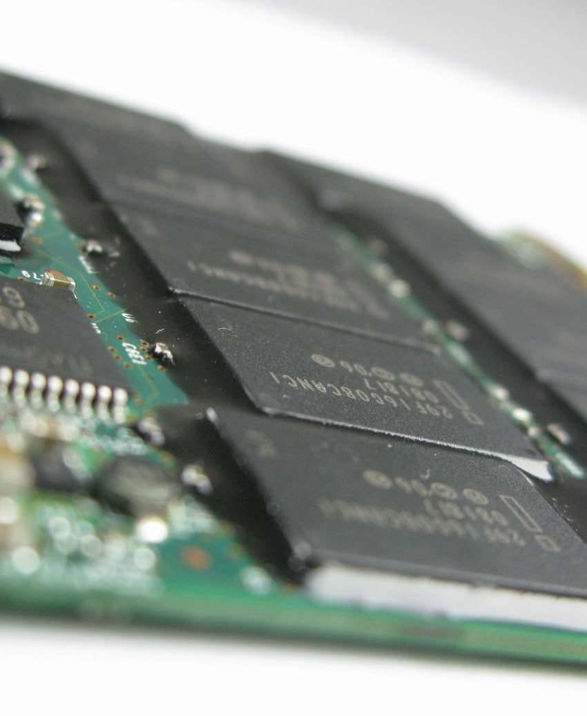 Apple buys Israeli flash storage firm - iTnews