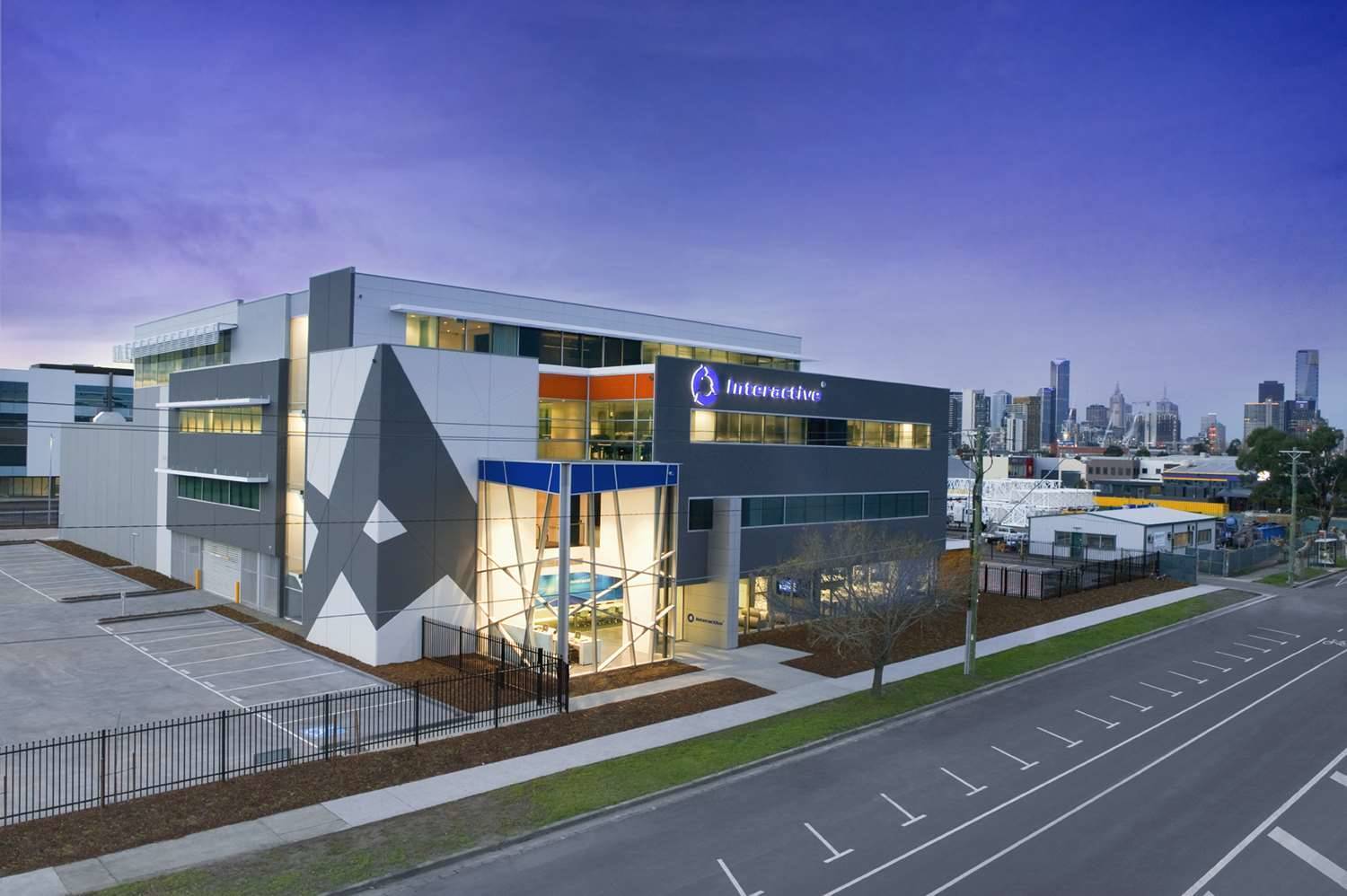 Interactive to invest $50m in data centres - iTnews