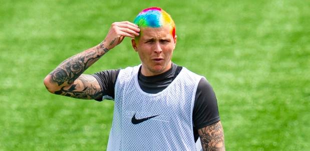 'He's a great lad': Aussie makes headlines with colourful tribute ...