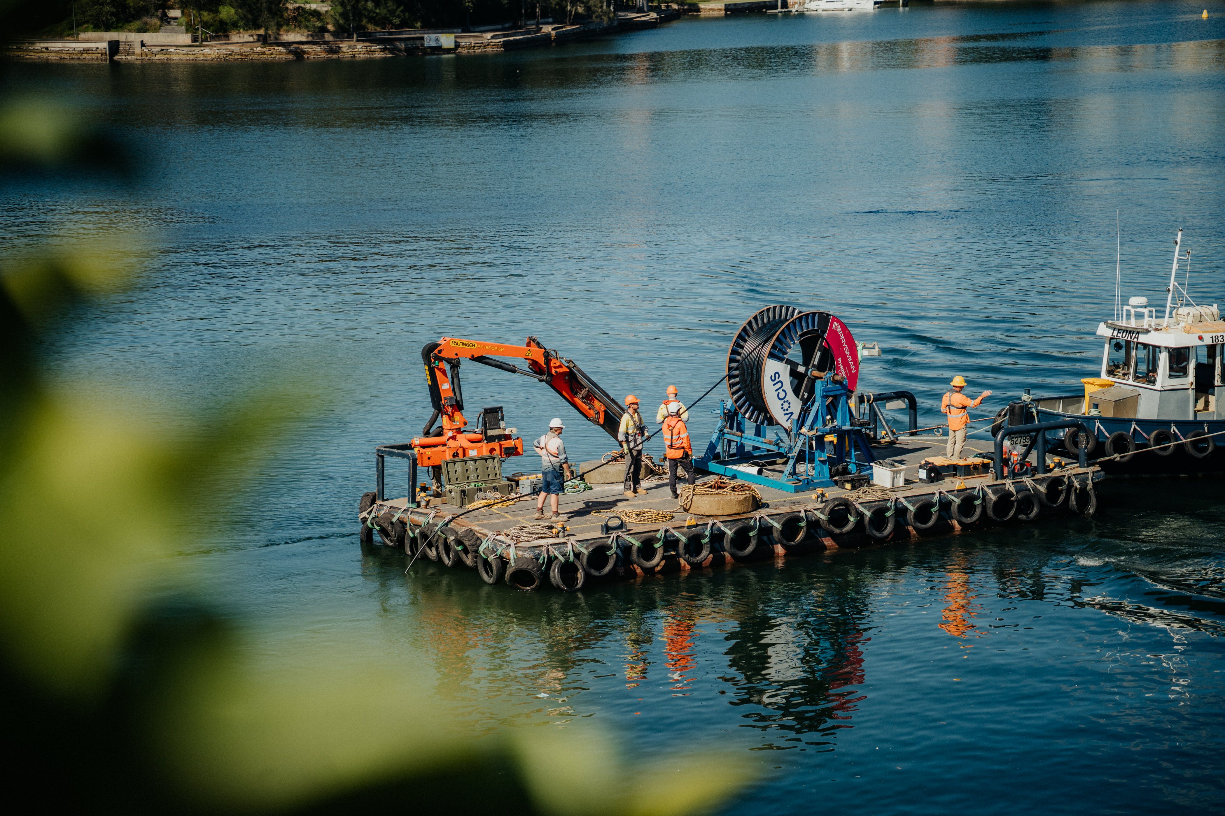 Vocus lays more fibre across Sydney Harbour - iTnews