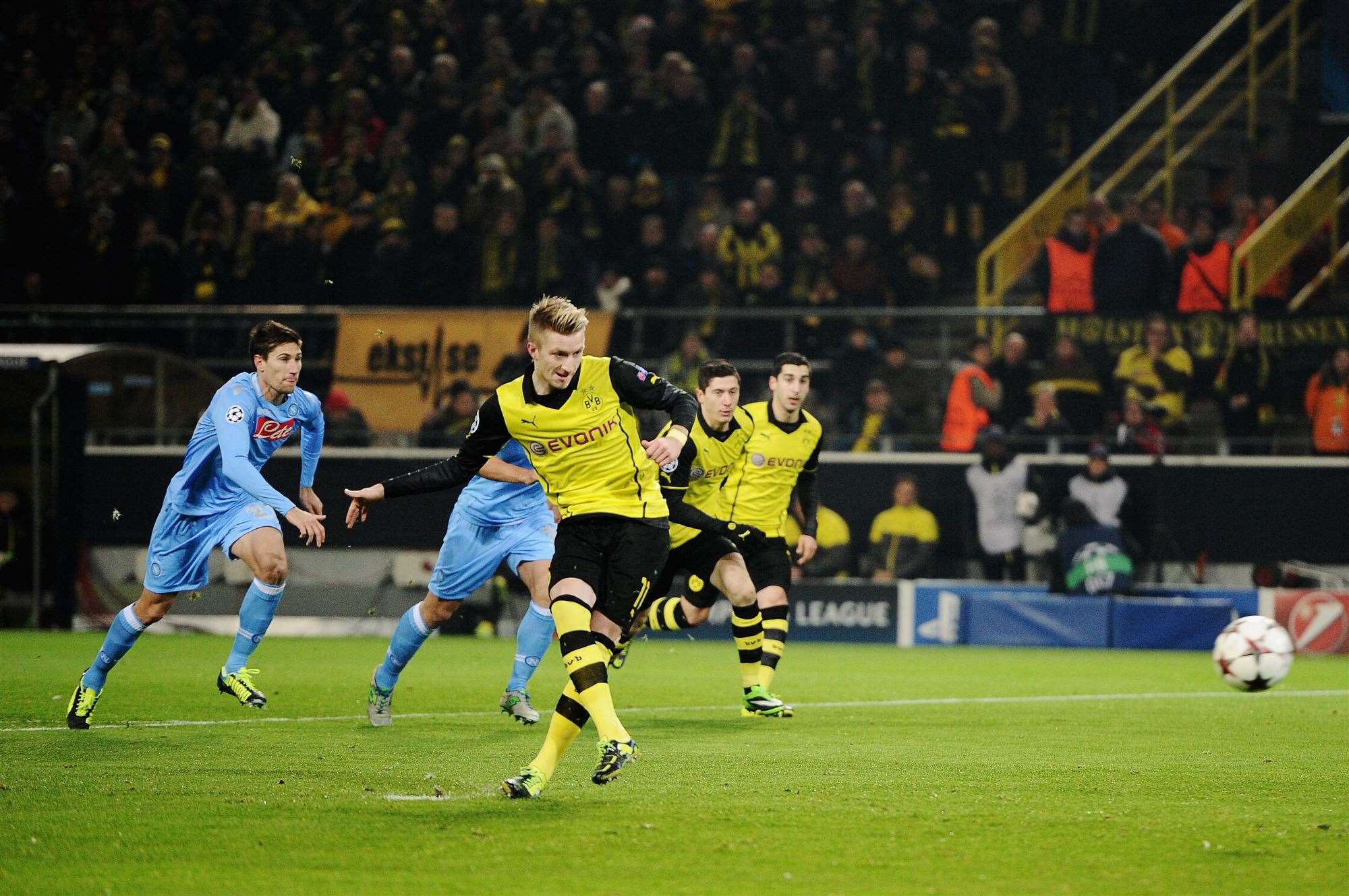 Champions League: Borussia Dortmund 3 Napoli 1 - FTBL | The home of ...