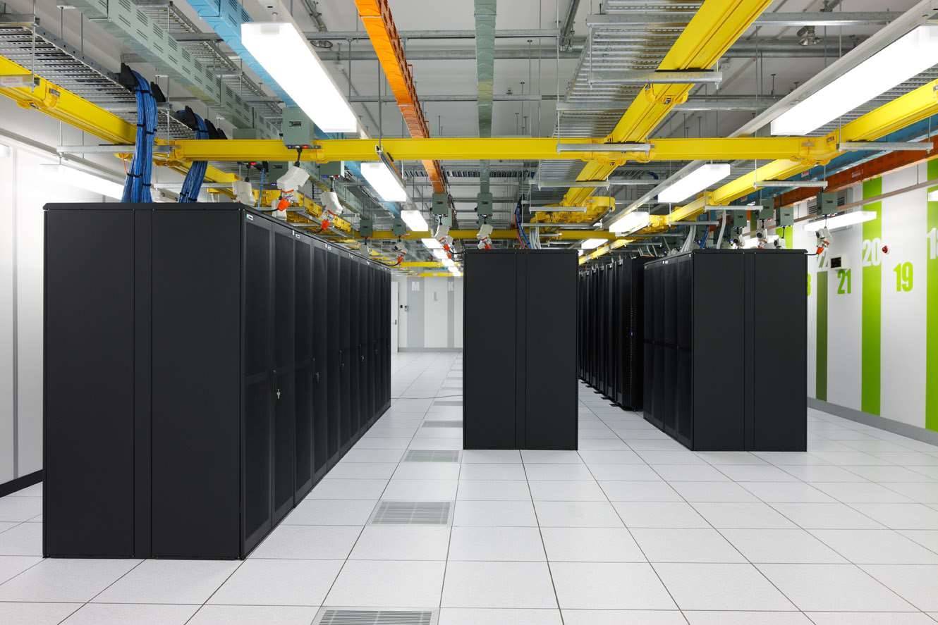 Universities mull public cloud for 100PB data network - iTnews