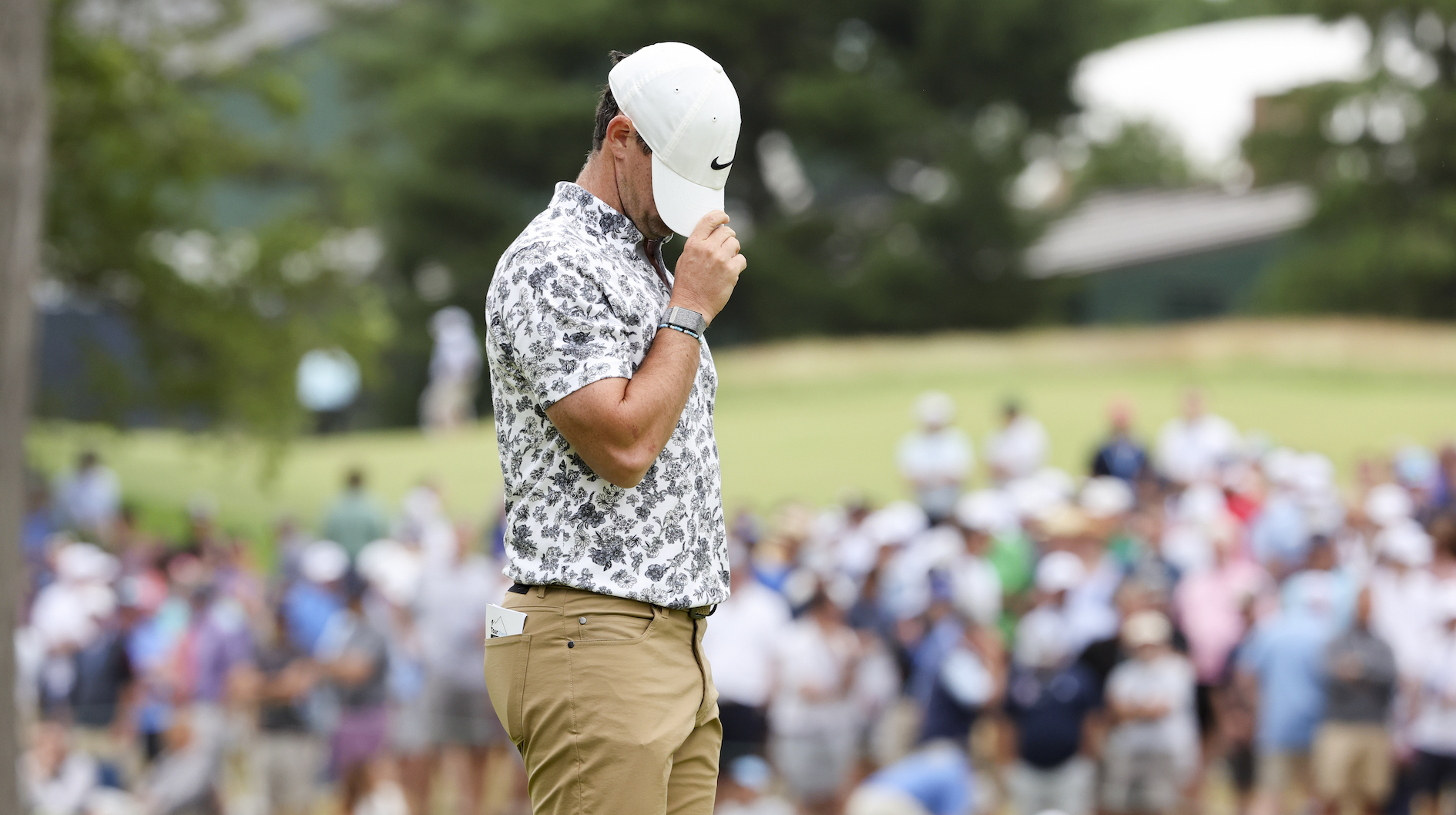 Round one not all roses for Rory - Golf Australia Magazine