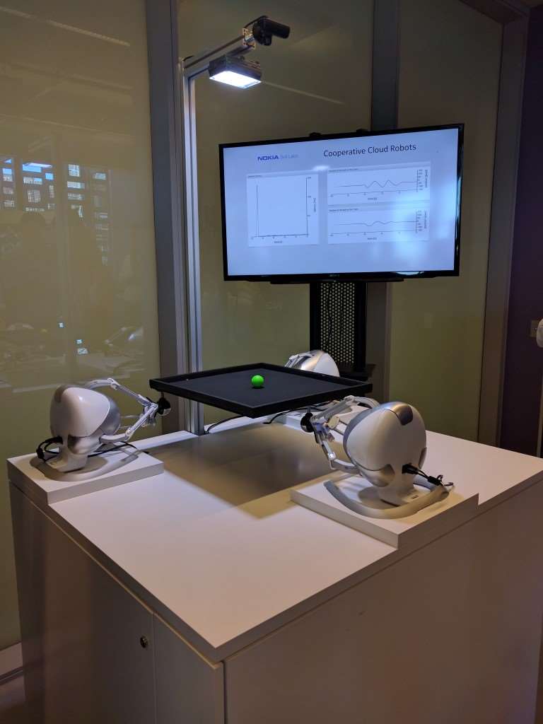 Vodafone demonstrates 5G with robots, VR streaming - iTnews