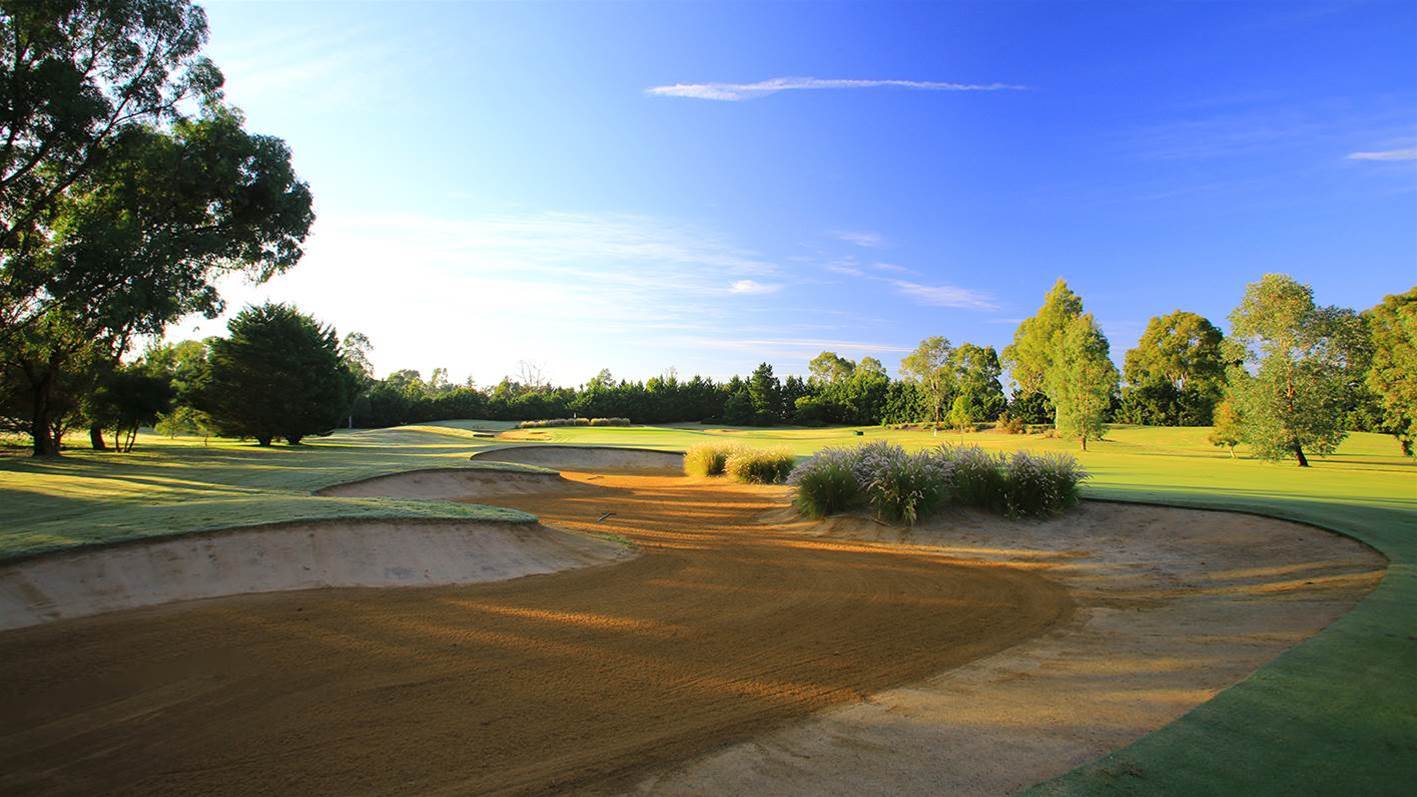 REVIEW: Tocumwal Golf & Bowls Club - Courses and Travel - Golf ...