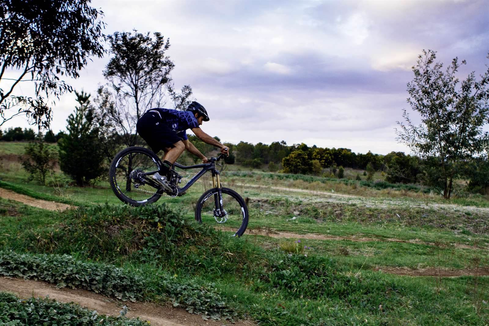 How to scrub jumps! - Australian Mountain Bike | The home for ...