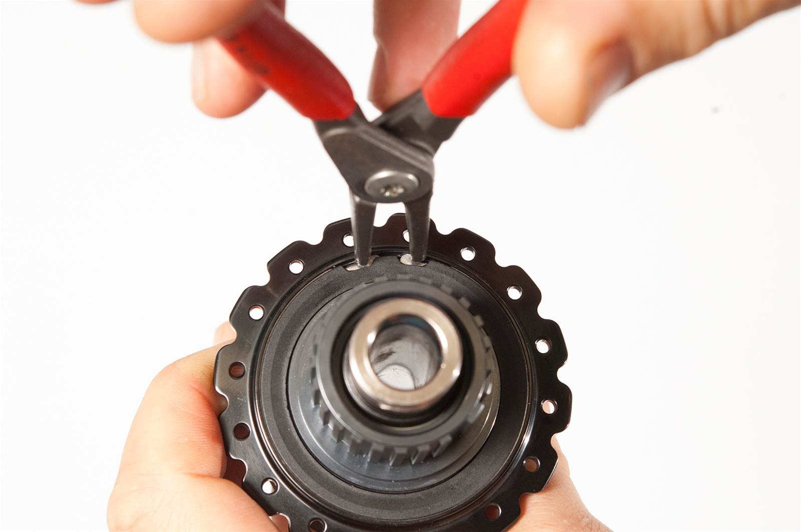 WORKSHOP: Servicing a Shimano Micro Spline freehub - Australian ...