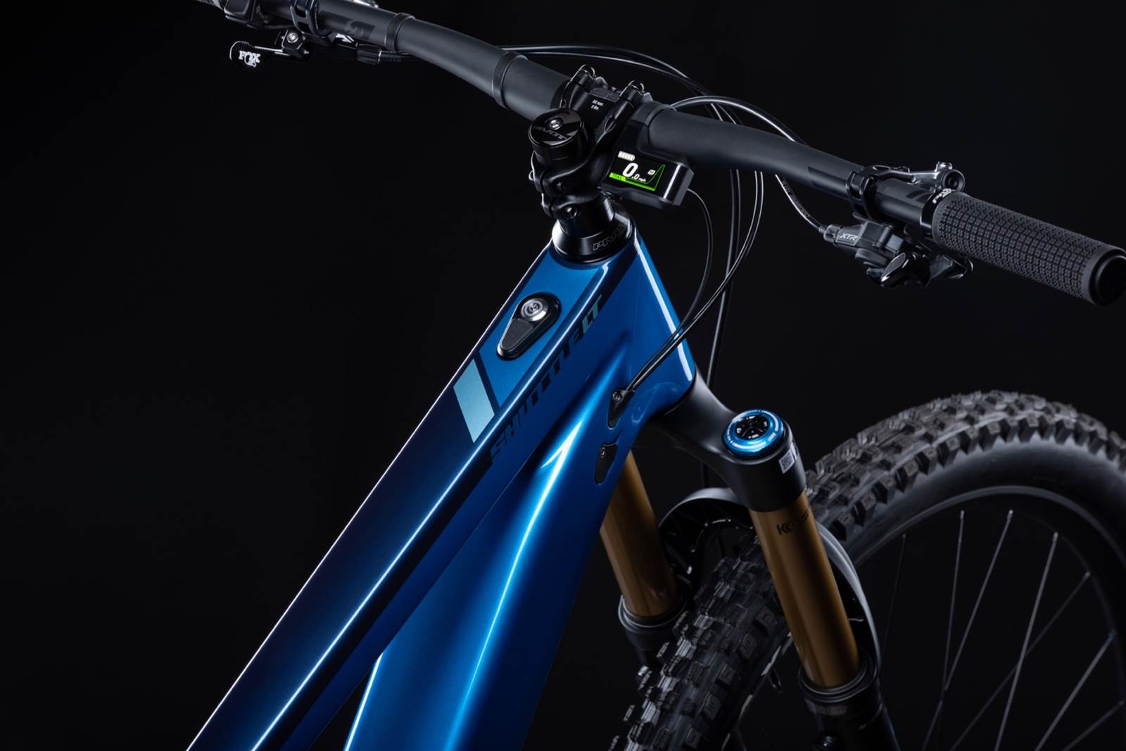 TESTED! The all-new Pivot Shuttle LT e-bike | AMBmag.com.au