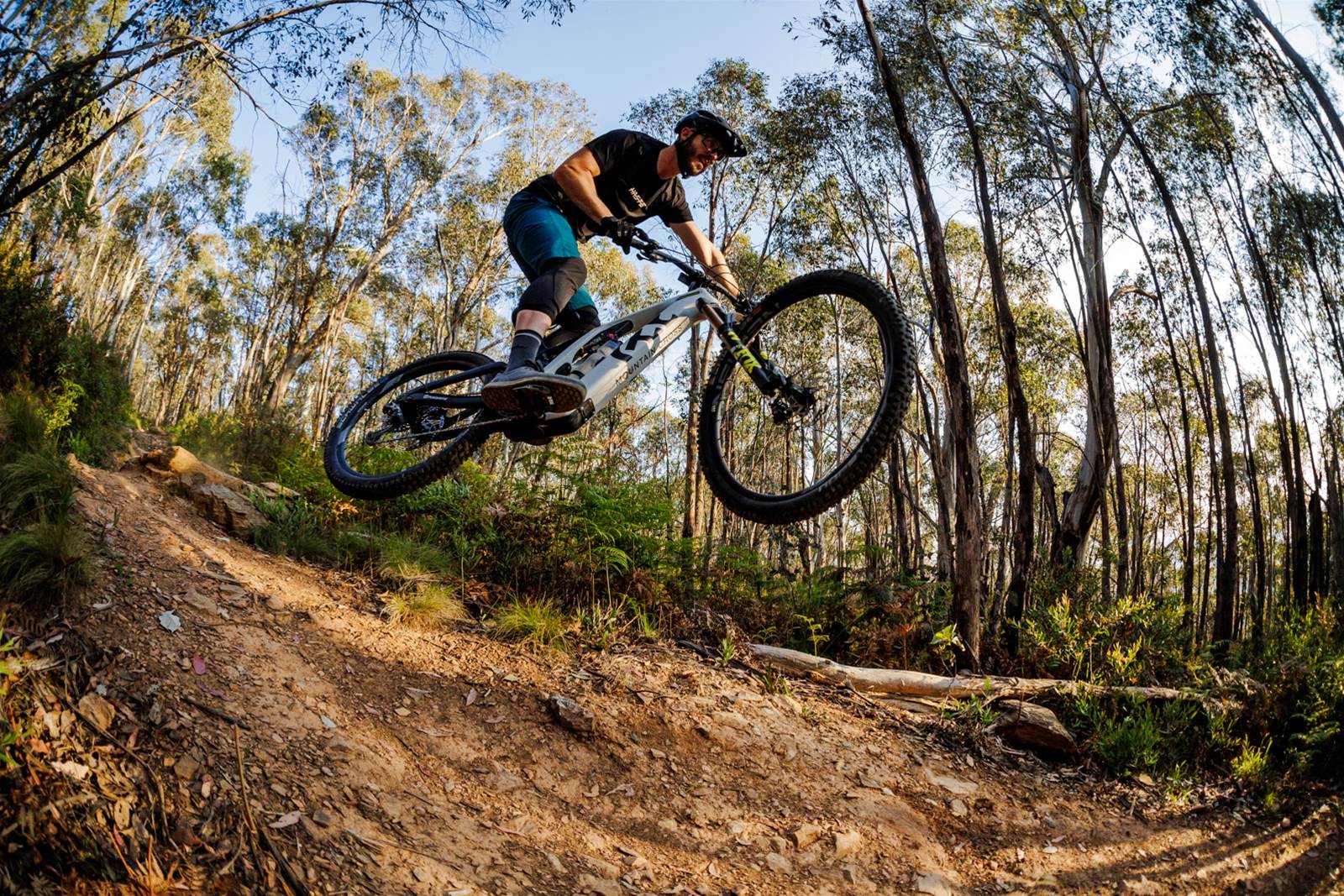 TESTED: 2024 Husqvarna MC6 all-mountain e-bike | AMBmag.com.au