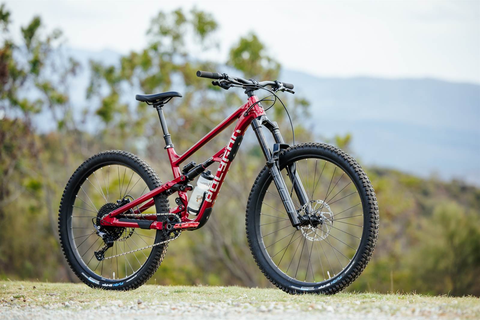 We test the $3299 Polygon Collosus N7 enduro bike | AMBmag.com.au