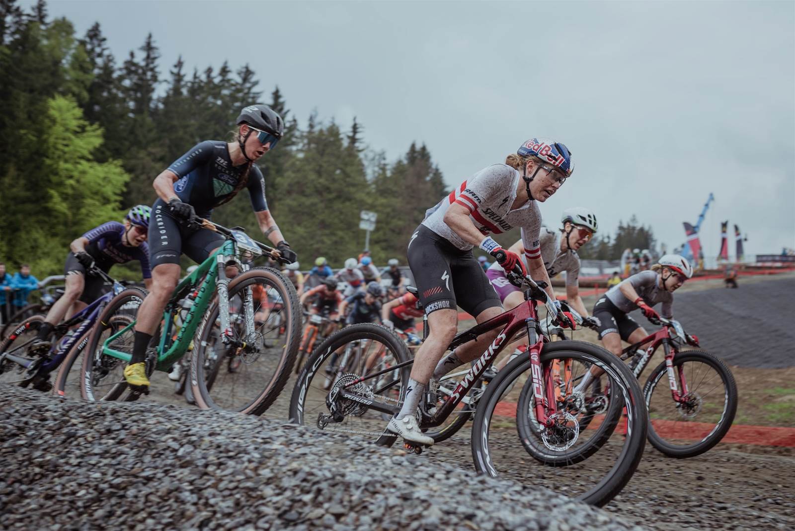 Stigger and Pidcock storm Nove Mesto XCC | AMBmag.com.au