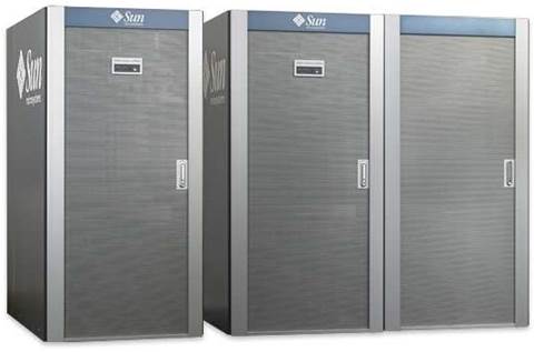 Centrelink squeezes beastly servers into pod data centre - Networking ...