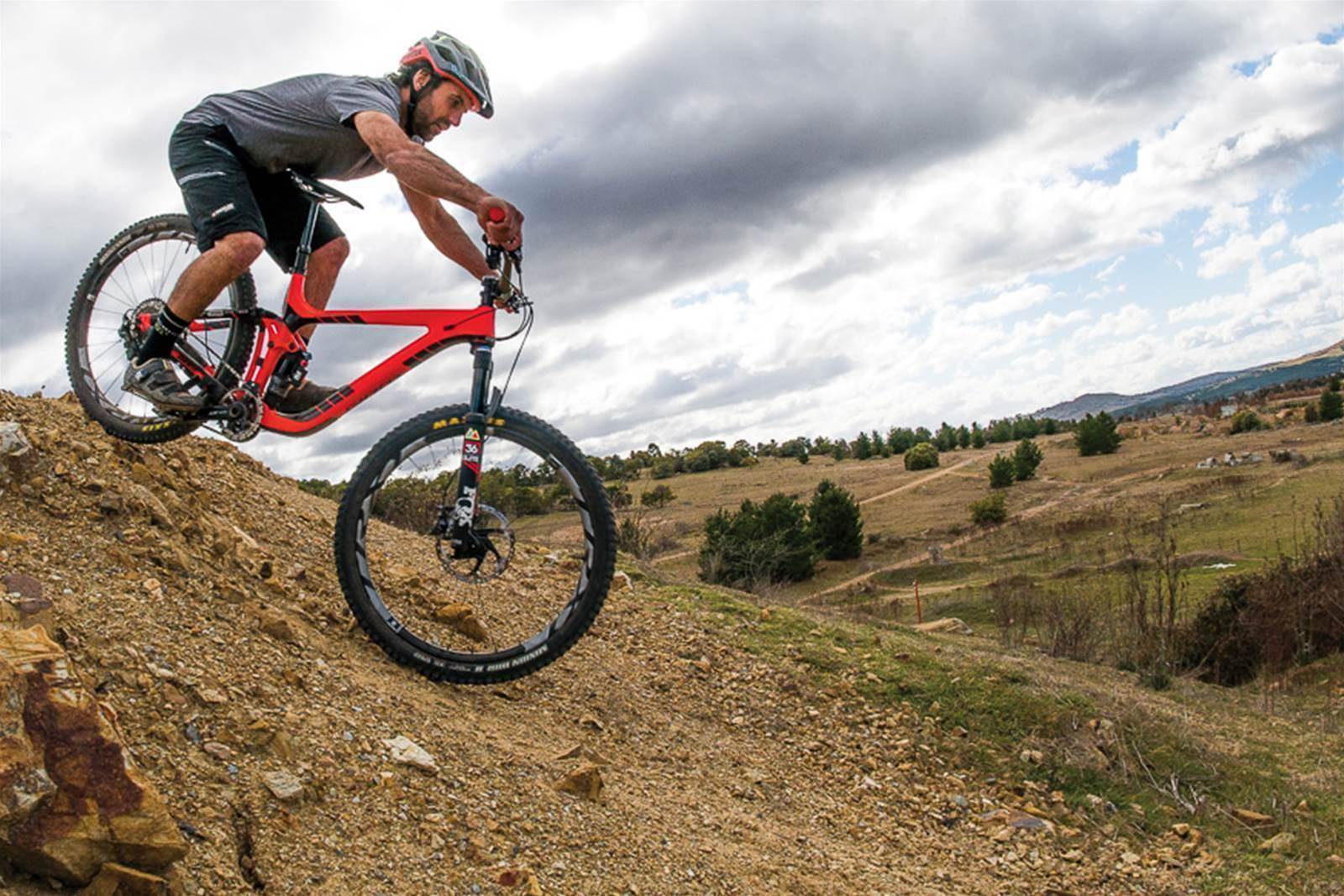 Skills: How to be confident on steep terrain - Australian Mountain Bike ...